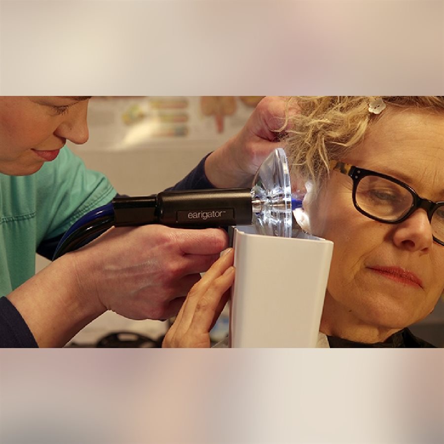 Earigator Cerumen Management System Bundle with Cart